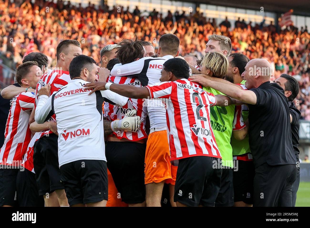 ROTTERDAM, PAYS-BAS - JUIN 4 : Koki Saito de Sparta Rotterdam, Arno ...