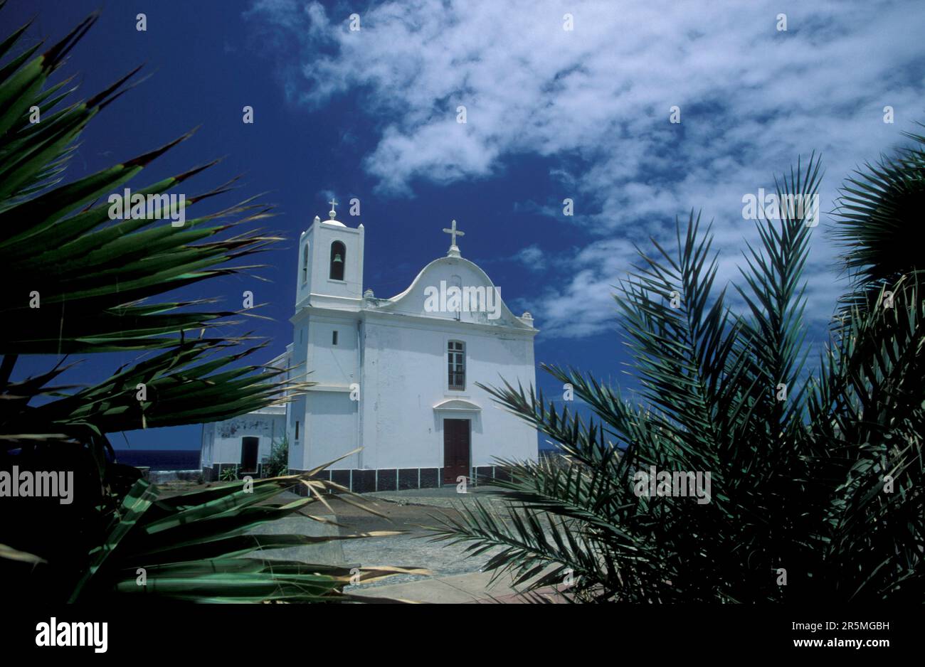 Une église sur l'île de Santiago sur les îles du Cap-Vert en Afrique ...