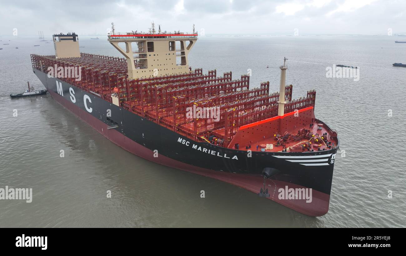 SUZHOU, CHINE - 6 JUIN 2023 - MSC MARIELLA, le plus grand navire à ...