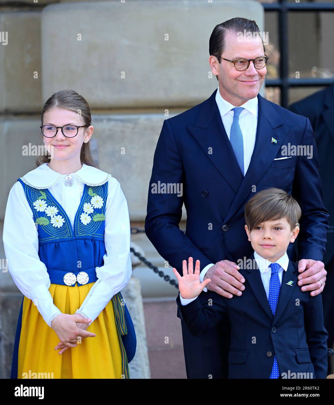 Princesse Estelle, prince Oscar, prince DanielLe couple de princesses ...