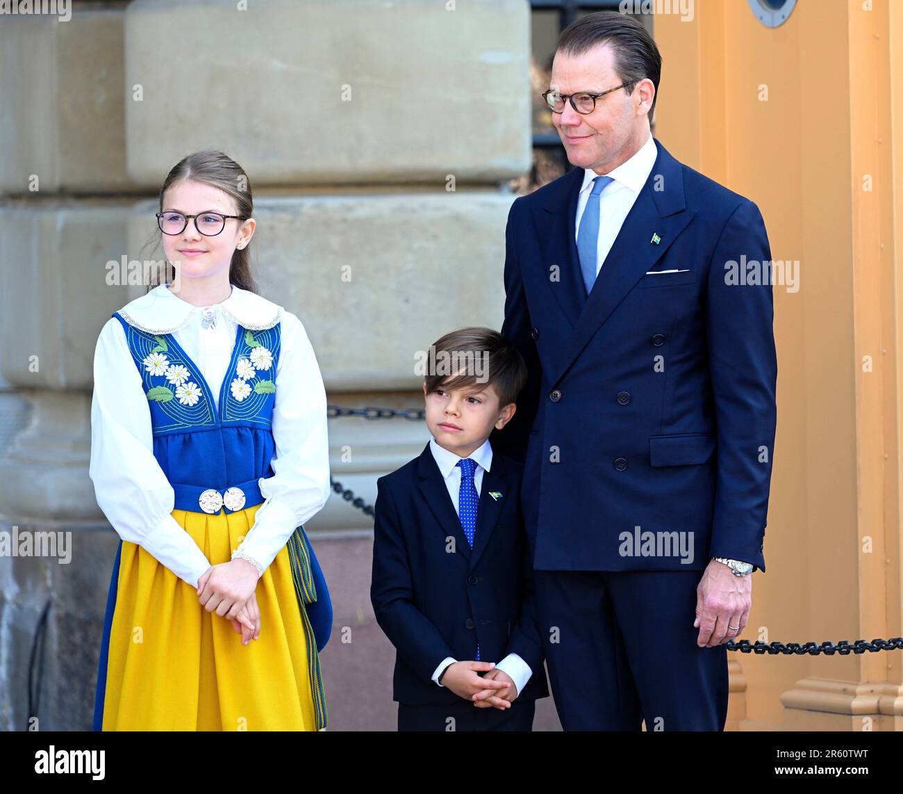 Princesse Estelle, prince Oscar, prince DanielLe couple de princesses ...