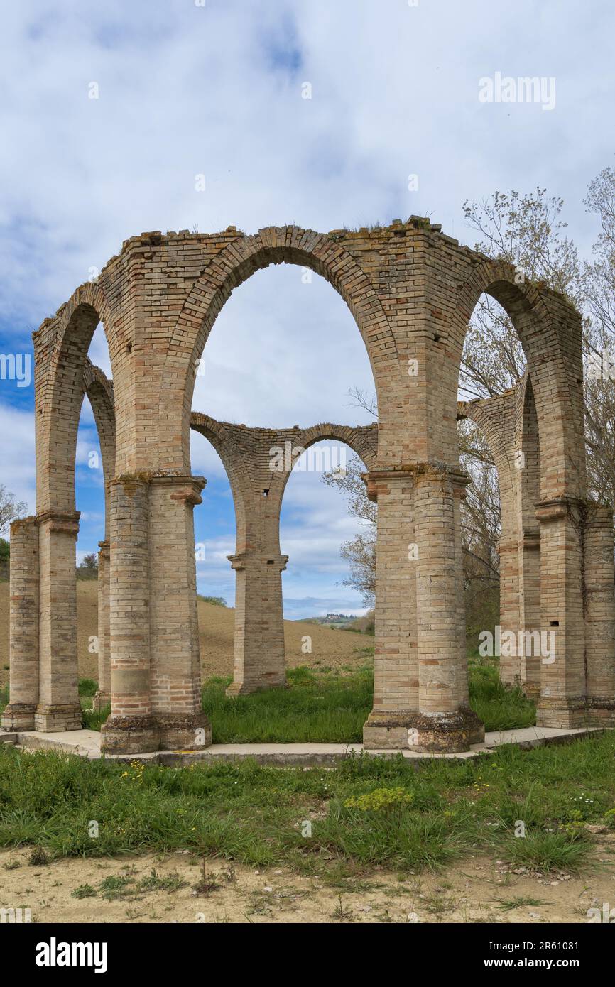 Madone delle cataste Banque de photographies et d’images à haute résolution - Alamy