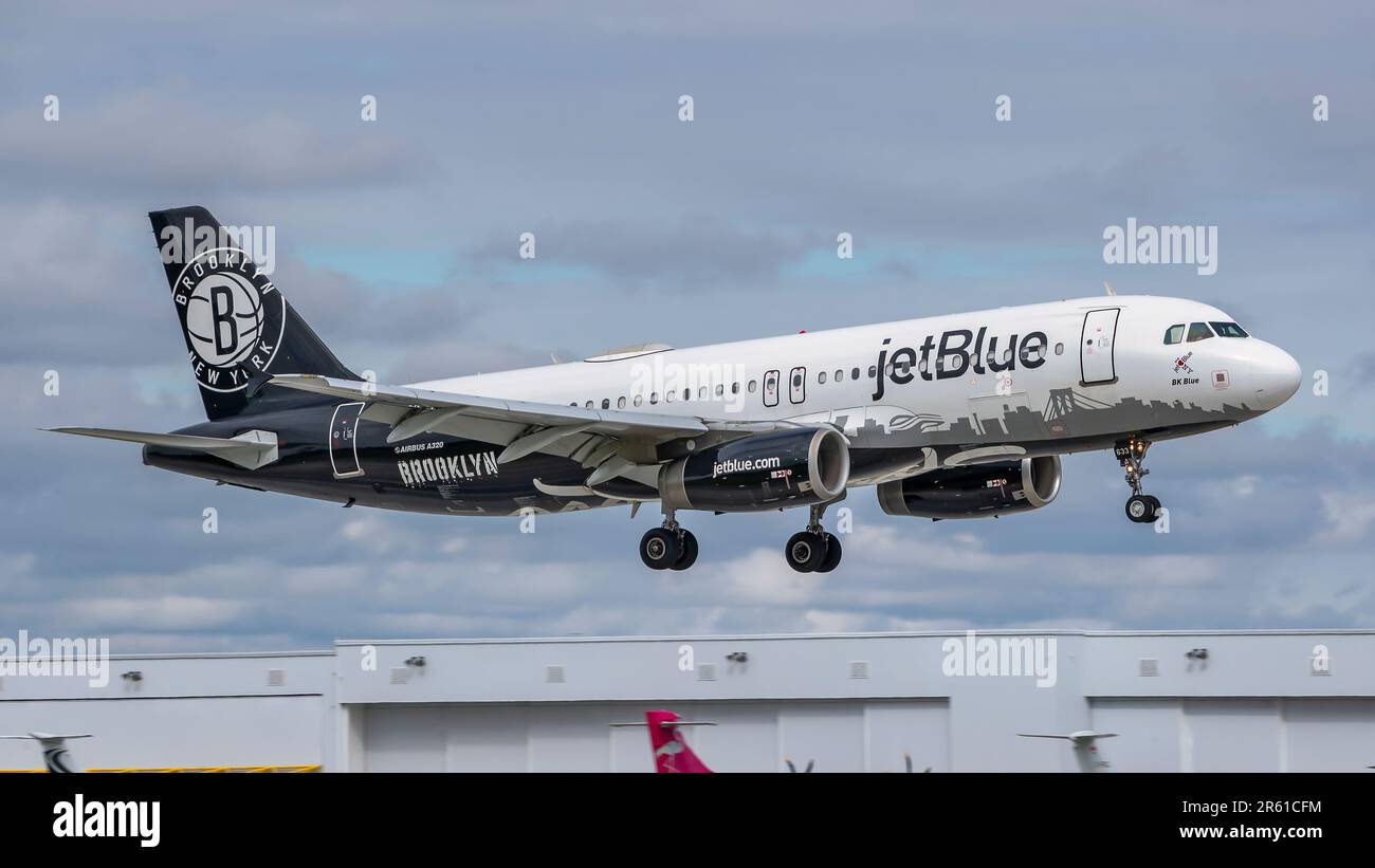 Avion jetblue Banque de photographies et d’images à haute résolution ...