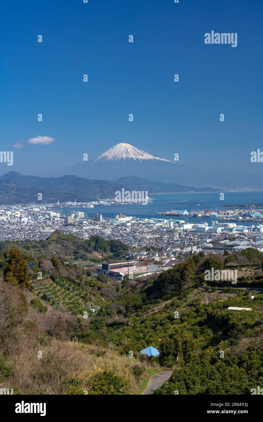 Mt fuji et le port de shimizu Banque de photographies et d’images à ...