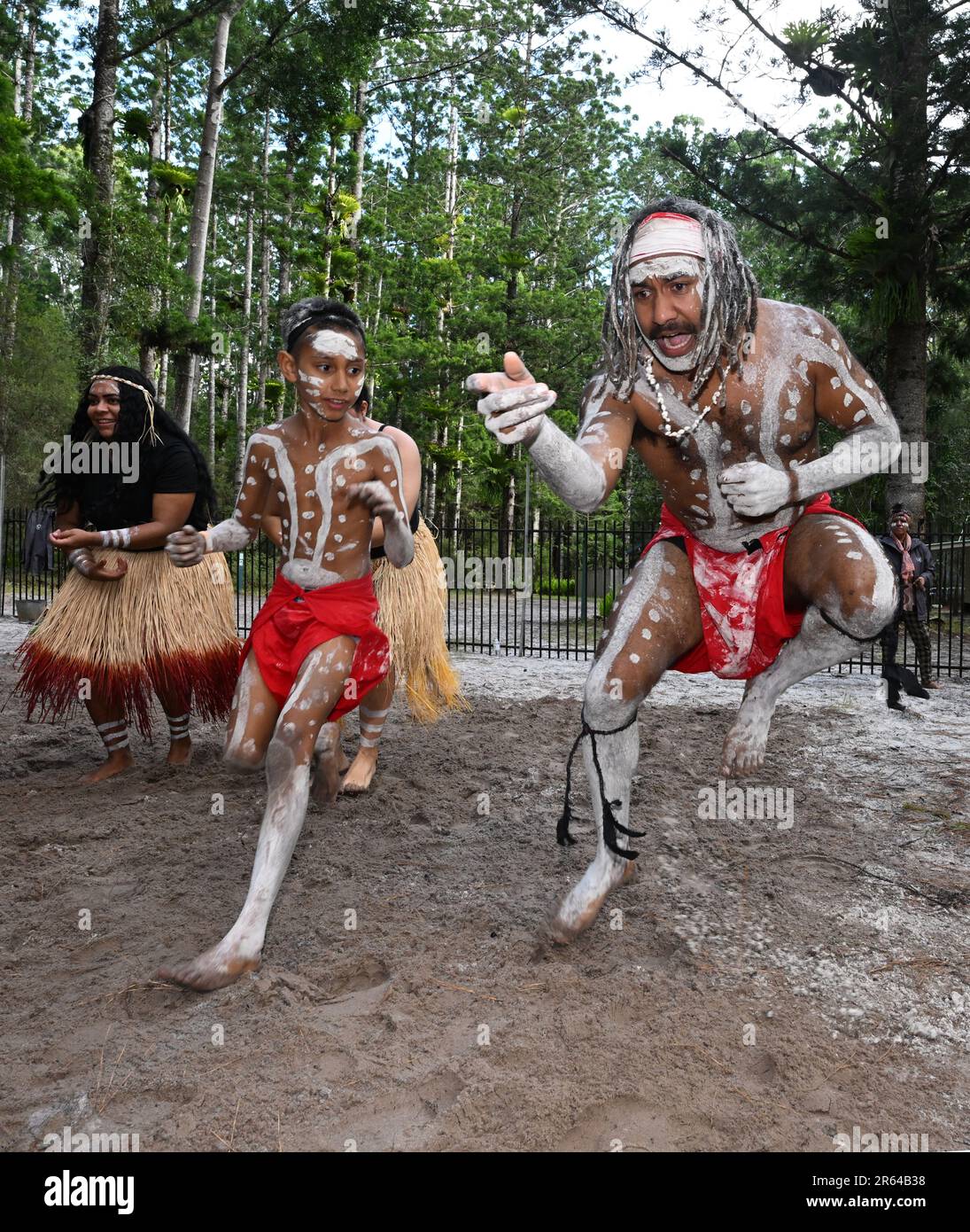 Brisbane, Australie. 07th juin 2023. Les membres du peuple Butchulla ...