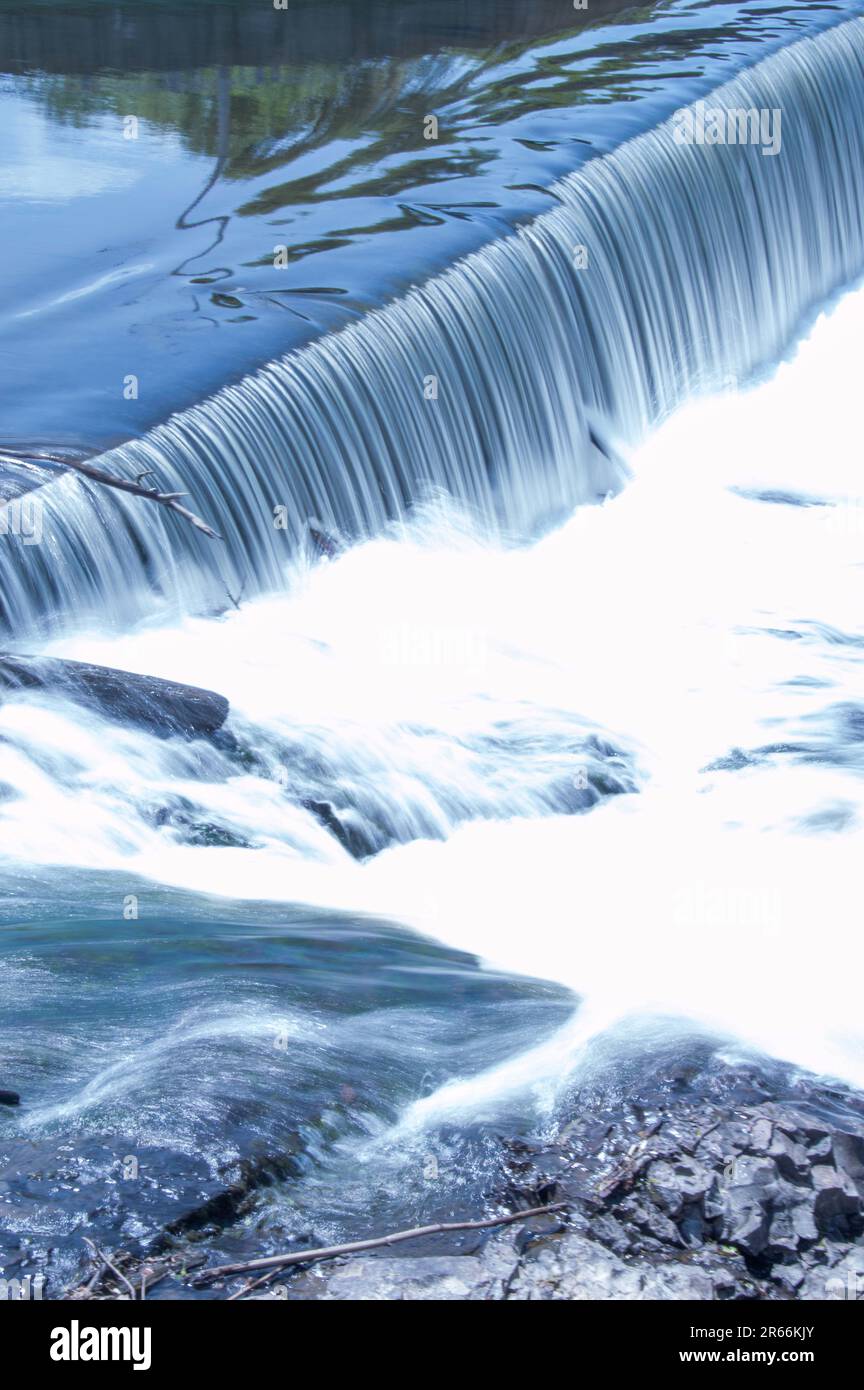 Mini waterfalls Banque de photographies et d’images à haute résolution - Alamy