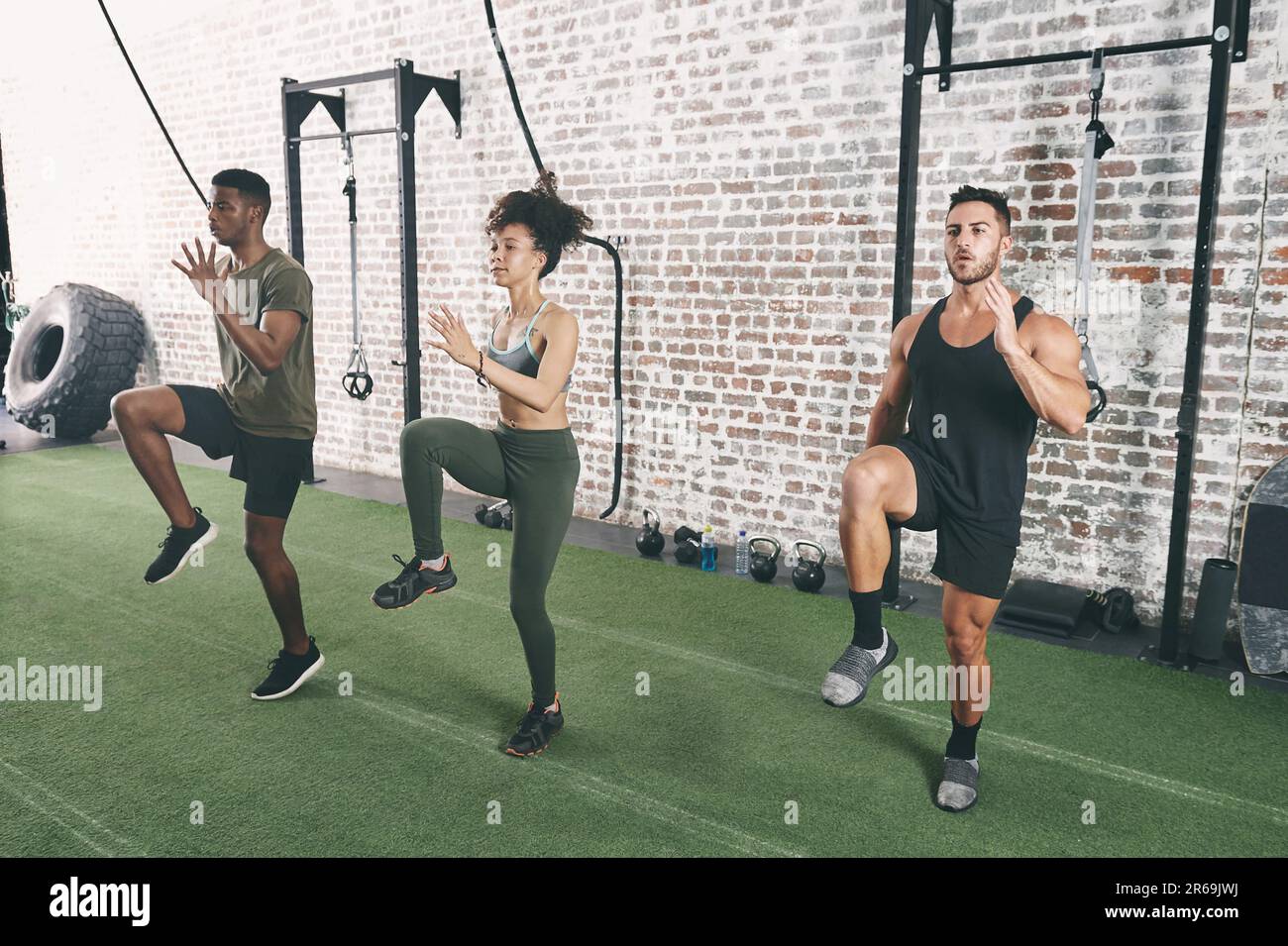 La forme physique en groupe rendra tous vos rêves de forme physique ...