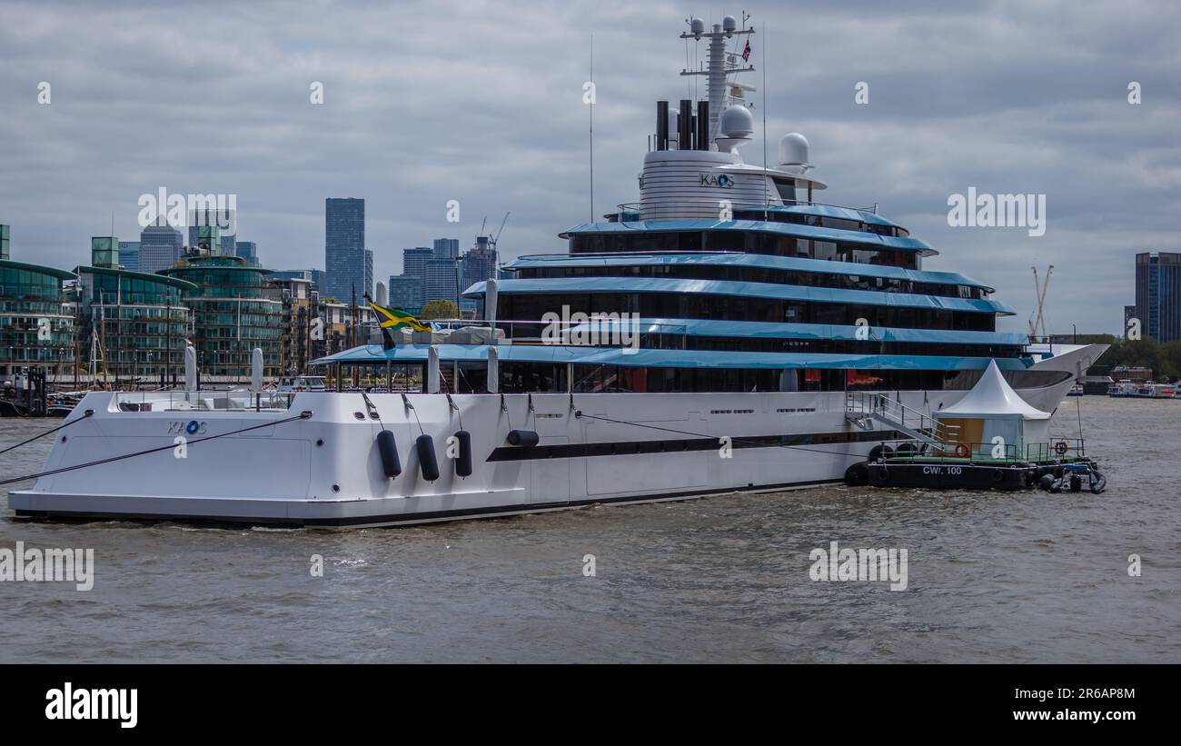 Kaos de superyacht Banque de photographies et d’images à haute ...