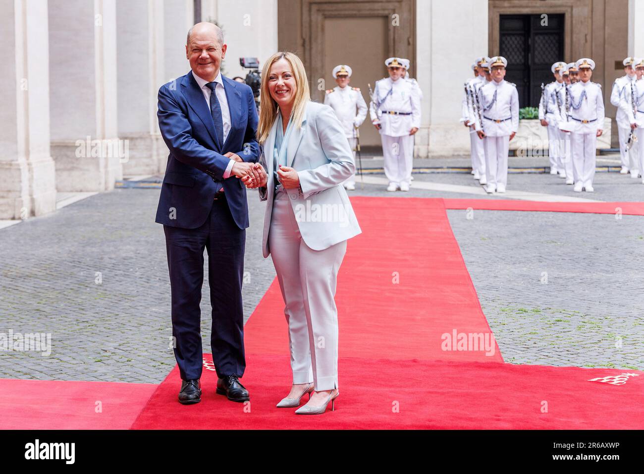 Prime Minister Giorgia Meloni meets the Chancellor of the Federal ...