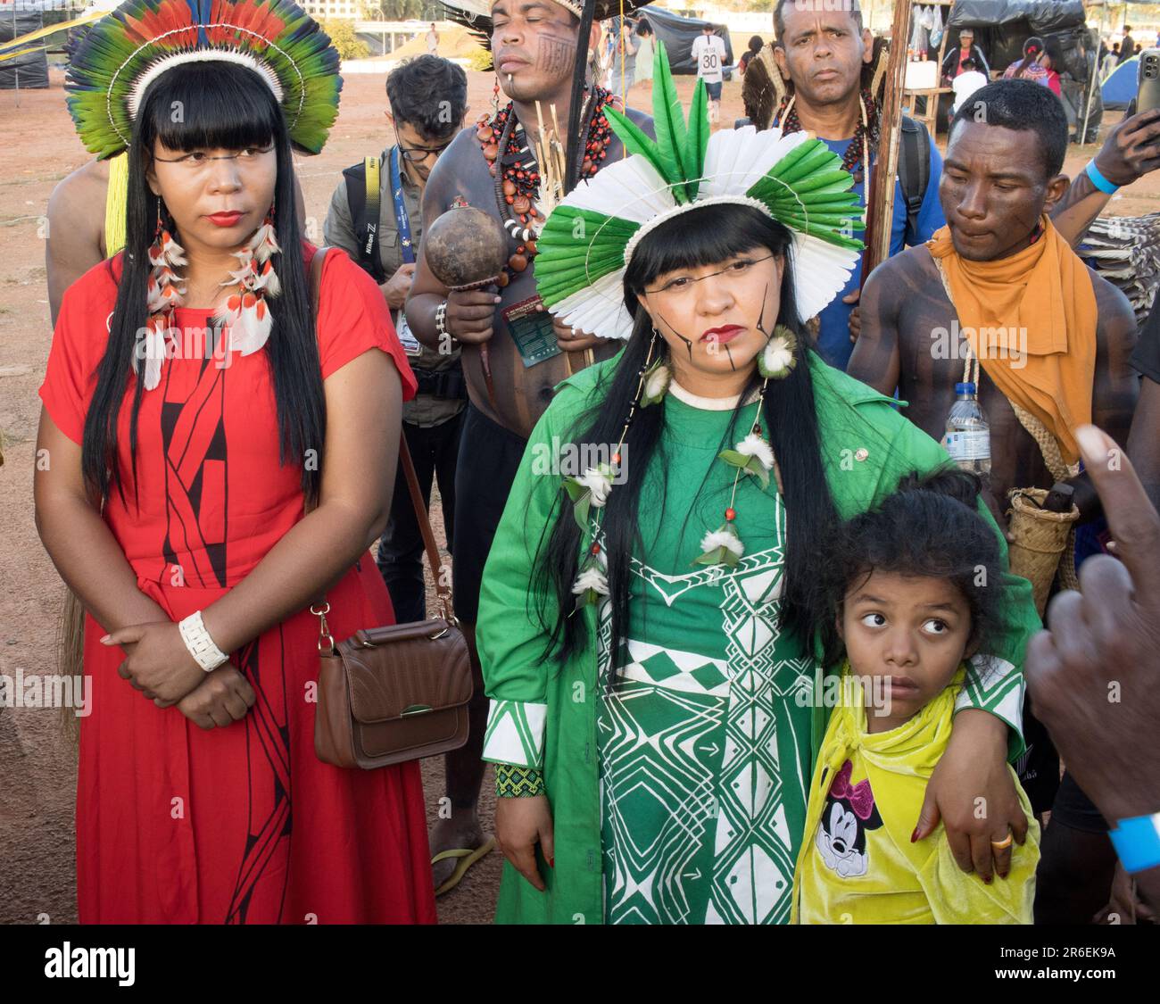 Les indiens xingu dans l’amazone Banque de photographies et d’images à haute résolution - Alamy