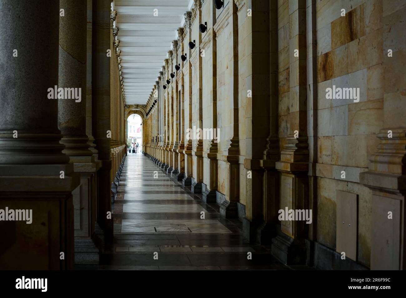 Grande colonnade Banque de photographies et d’images à haute résolution ...