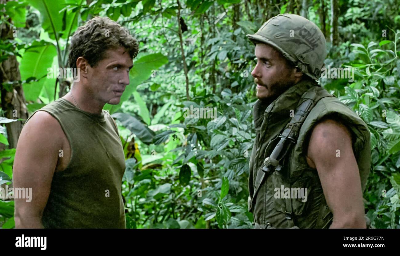 ÉTATS-UNIS. John C. McGinley et Tom Berenger dans le film (C)Orion ...