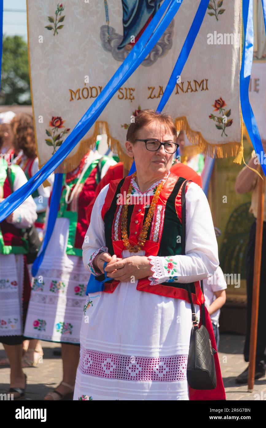 Myszyniec, Pologne - 09 juin 2023 - personnes prenant part à une ...