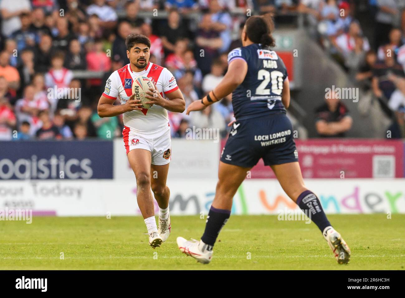 James Bell #19 de St Helens en action pendant le match de la Super ...