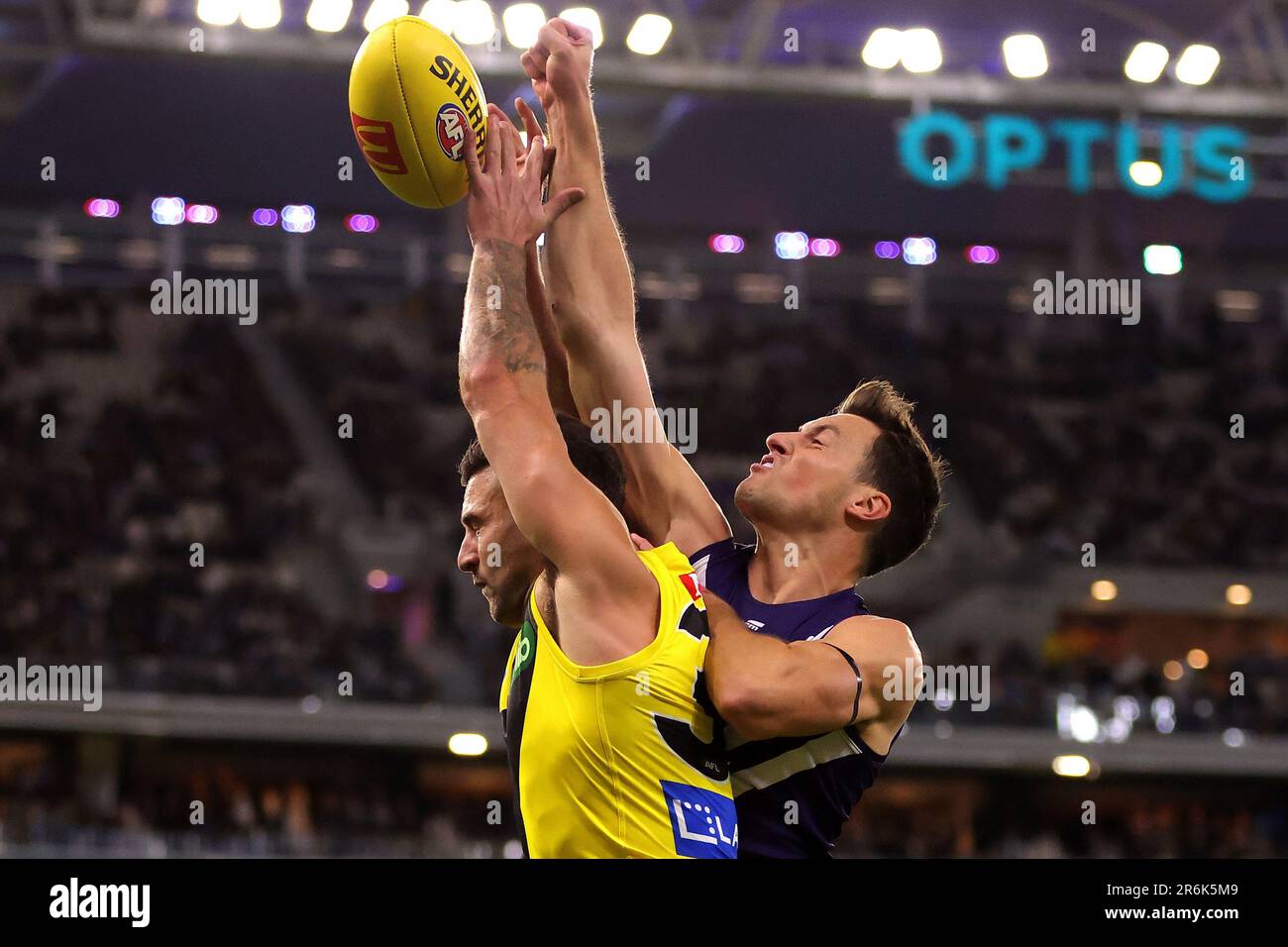 Perth, Australie. 10th juin 2023. Jack Graham des Tigres et Ethan ...