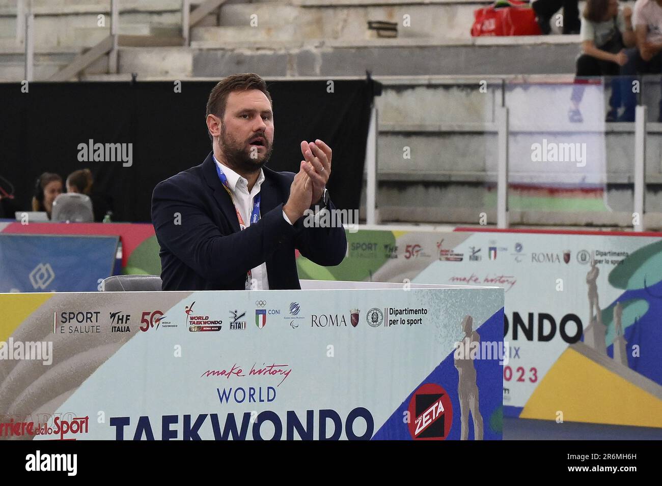 Ivan SAPINA (CRO) vs Nikita RAFALOVICH (UZB) pendant les demi-finales ...