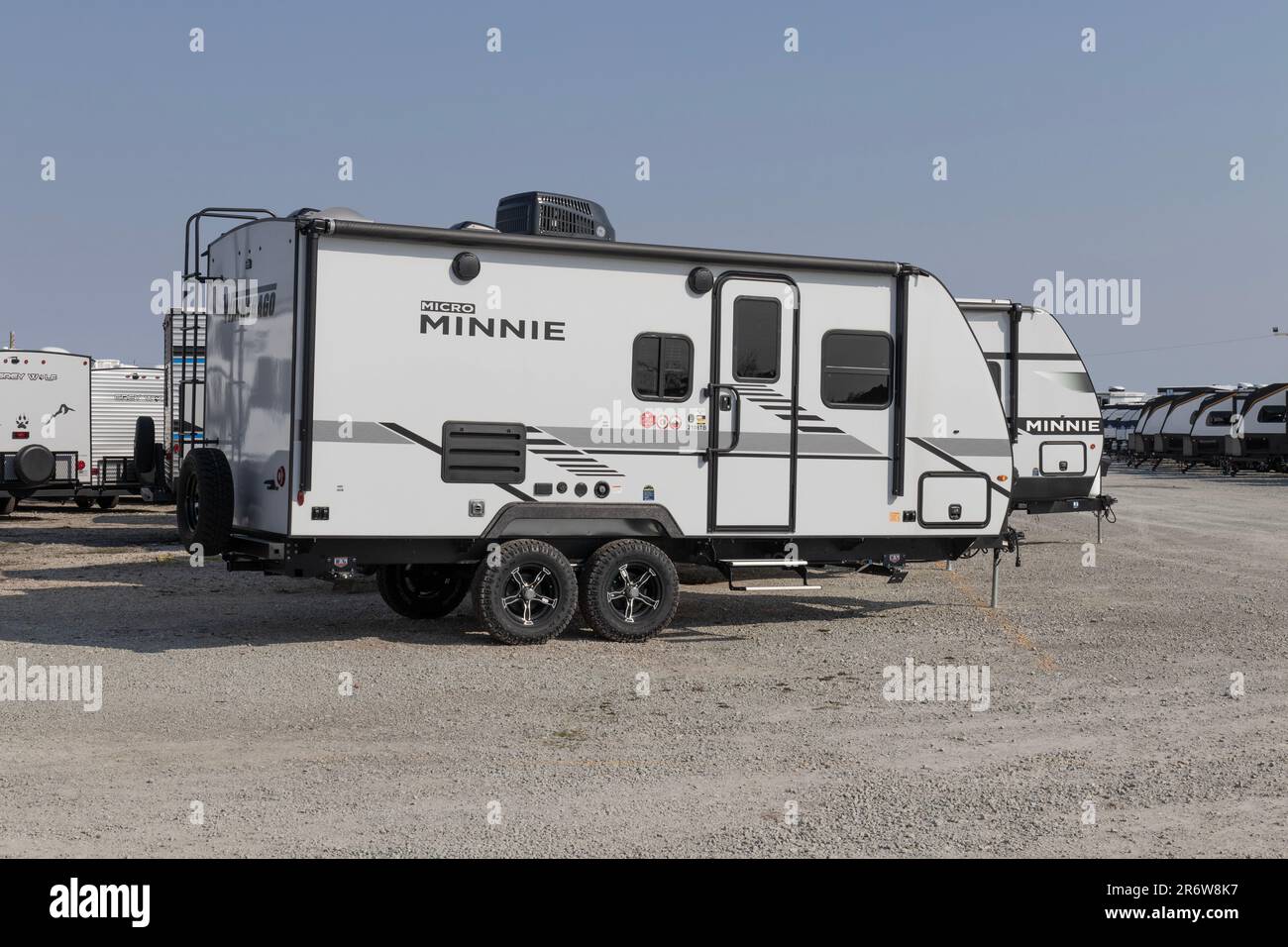 Bunker Hill - 8 avril 2023: Winnebago micro Minnie Cinquième roue RV ...