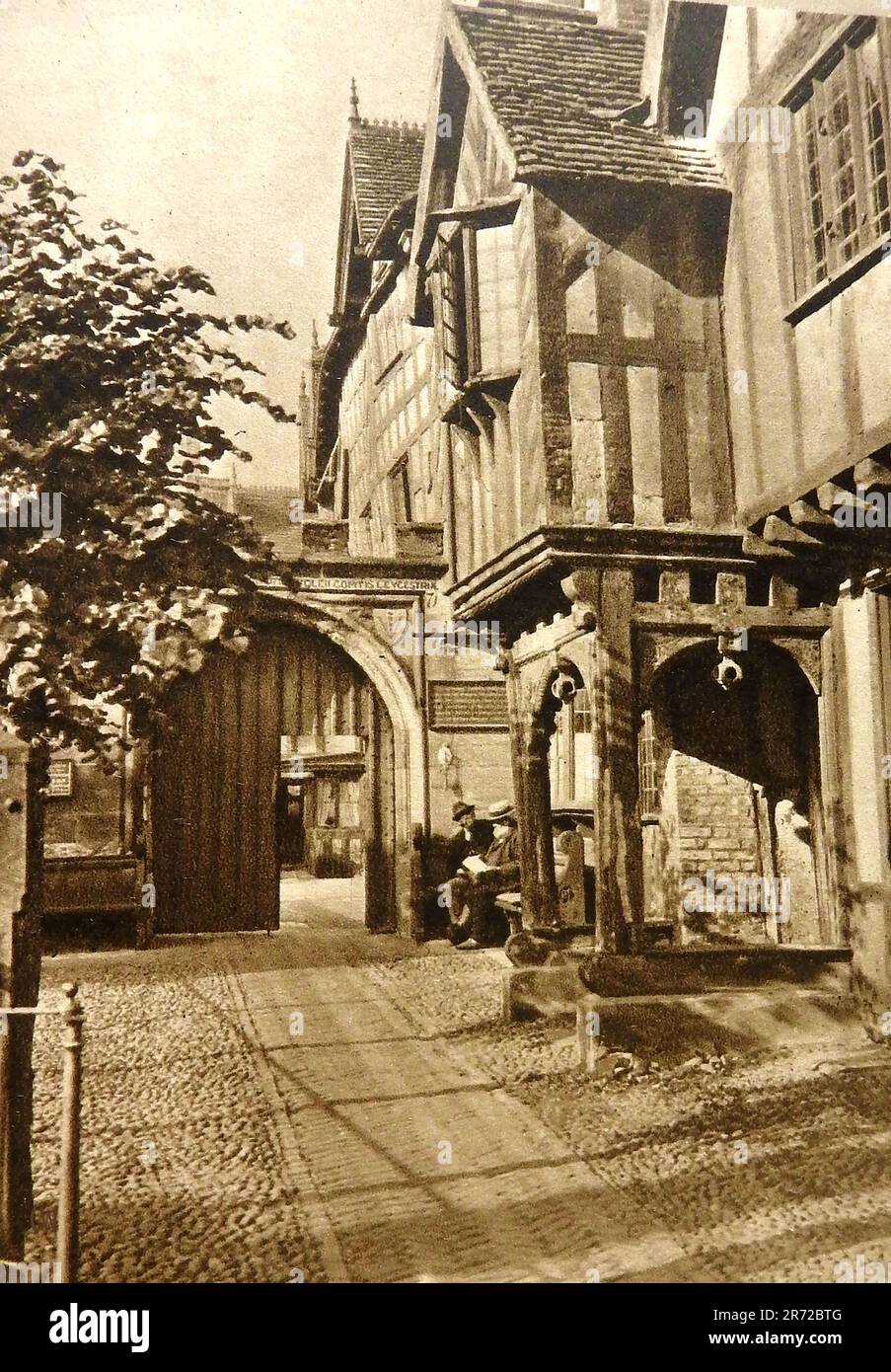 Medieval hospital Banque de photographies et d’images à haute ...