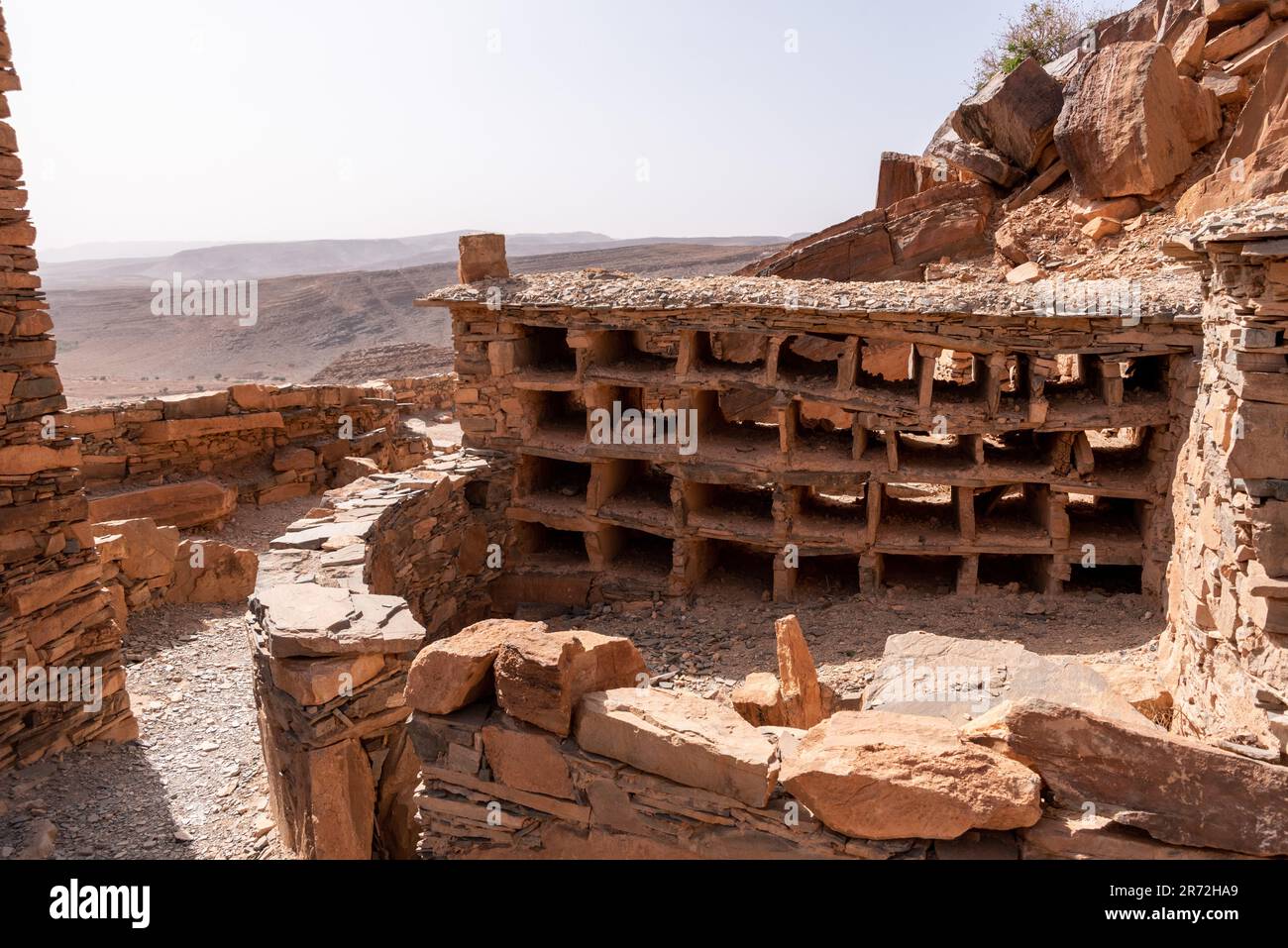 Une vieille ruche dans l'ID Aissa agadir, une ancienne granité à ...