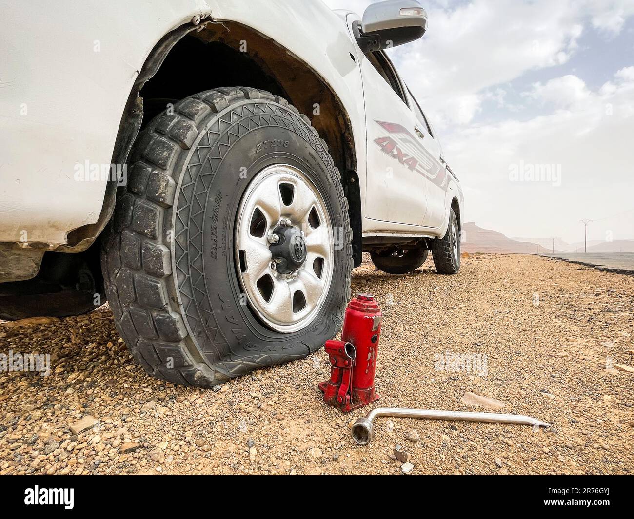 Mauritanie, région de l'Adrar, environs d'Atar, voiture de pick-up en ...