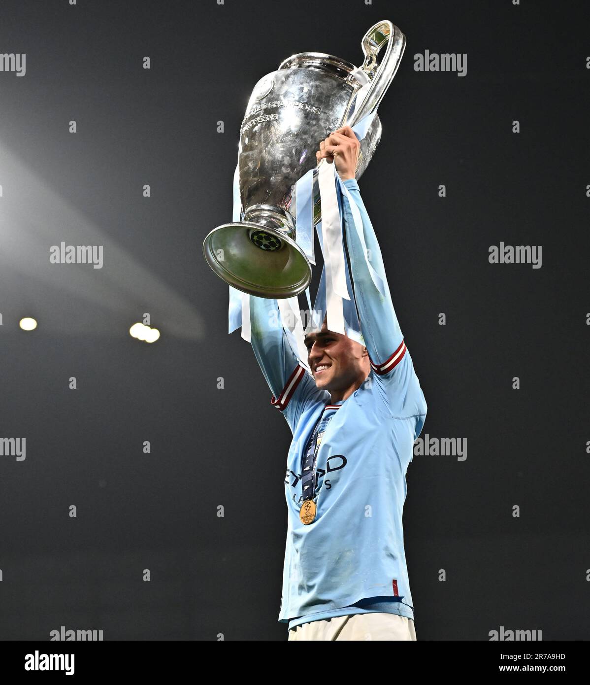 ISTANBUL, TURQUIE - JUIN 10 : Phil Foden, joueur de Manchester City ...