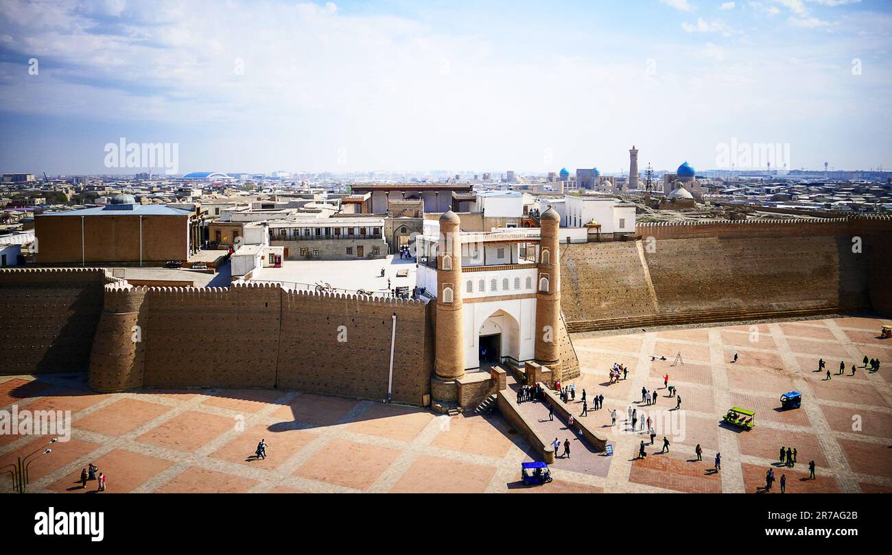 Vue panoramique aérienne du vieux quartier de Boukhara avec la ...