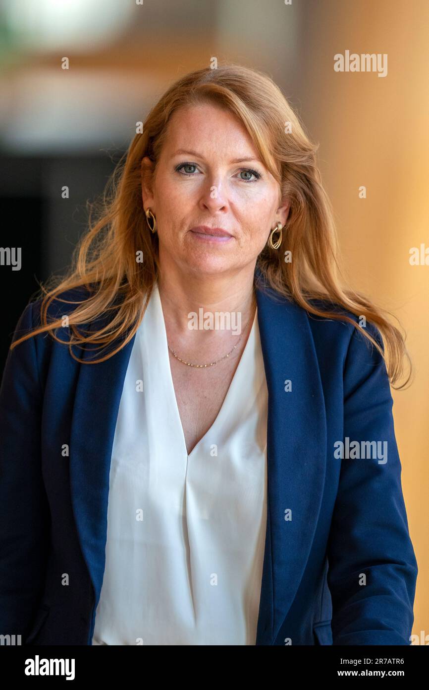 Ash Regan du SNP se dirige vers la chambre principale pour les ...