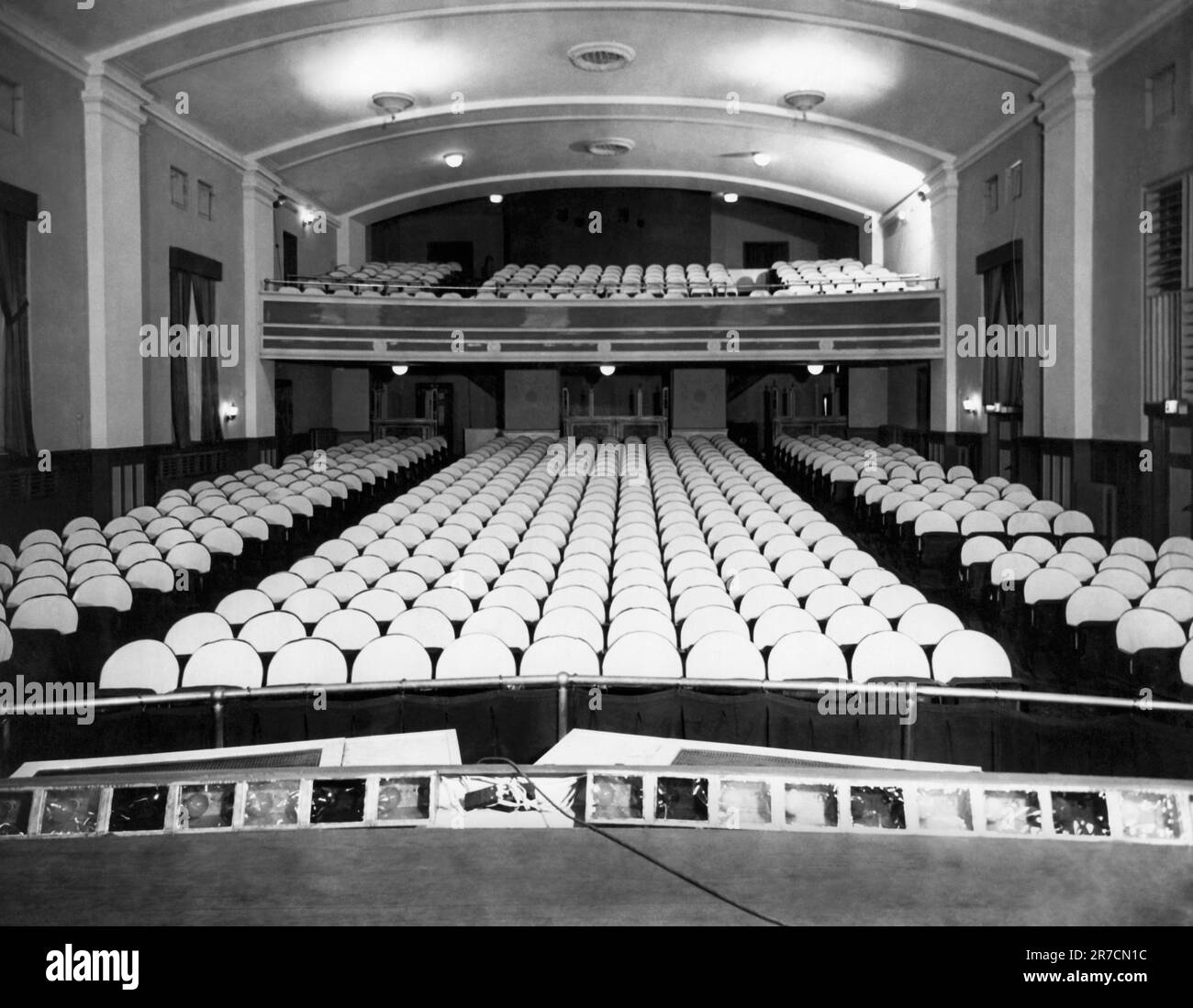 Théâtre vide 1950s Banque de photographies et d’images à haute ...