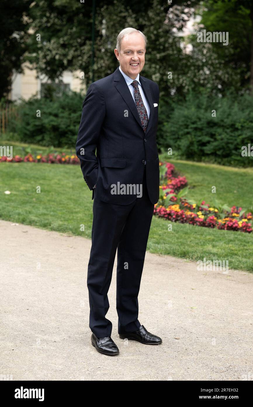 Comte de Paris, Prince Jean de France ( Prince Jean d'Orléans ) pose ...