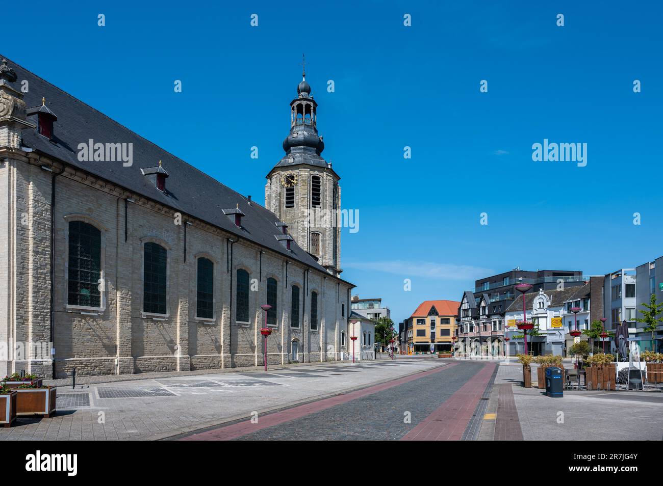 Zele, région flamande de l'est, Belgique - 4 juin 2023 - place ...