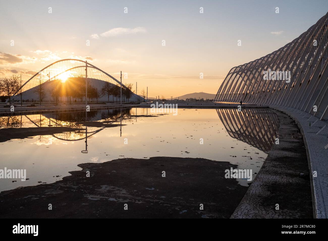 Grèce, Athènes, le 2023-01-17. Le grand complexe olympique Spyrídon ...