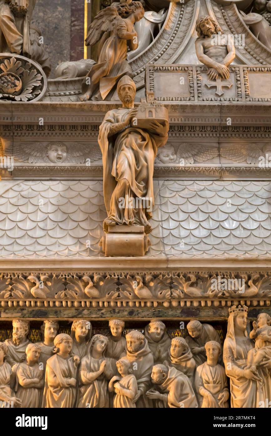 Basilique de saint dominique Banque de photographies et d’images à ...