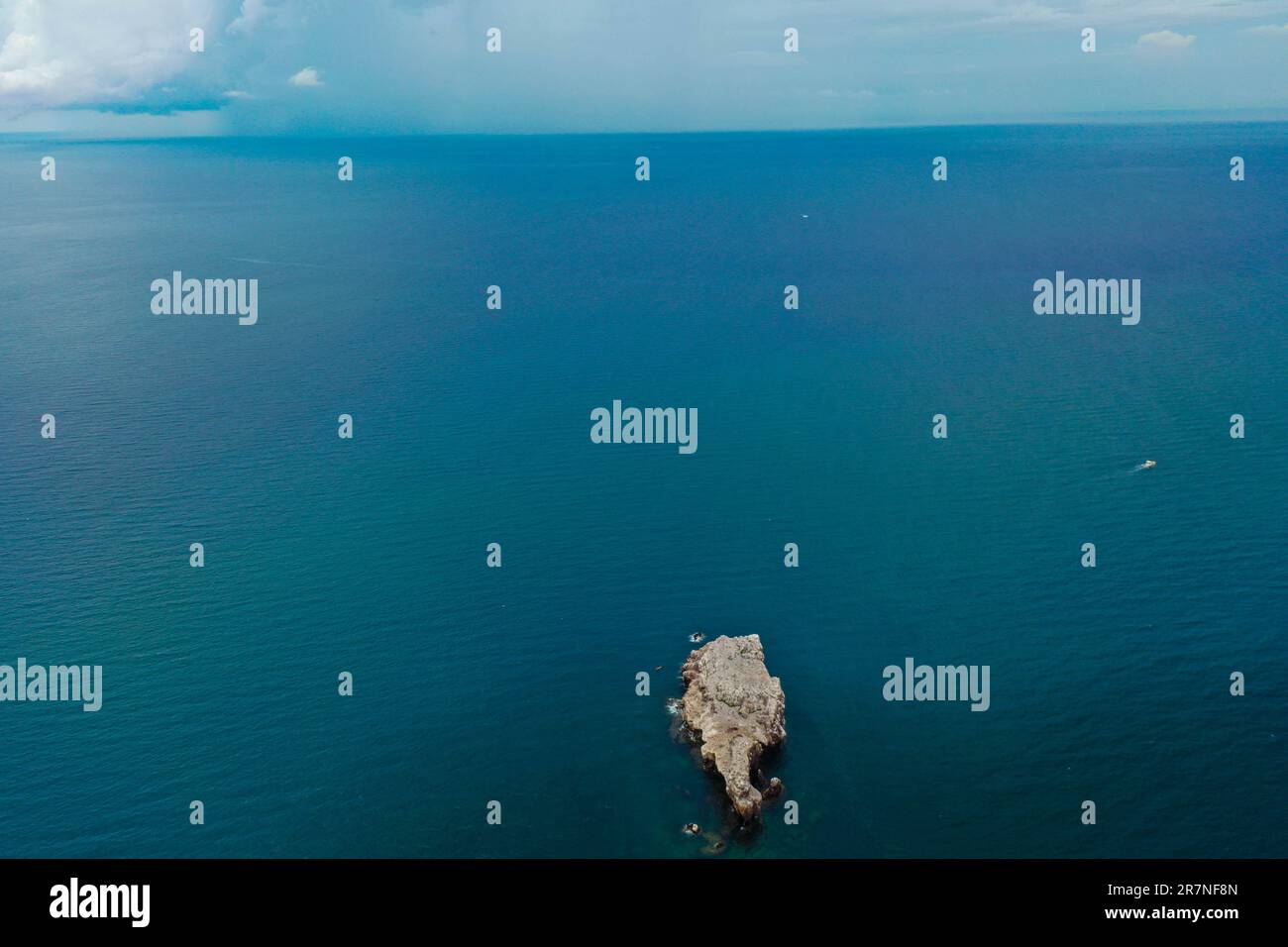 L'île de la Raza, l'île Juma, le rocher de San Nicolimaas. Vue aérienne ...