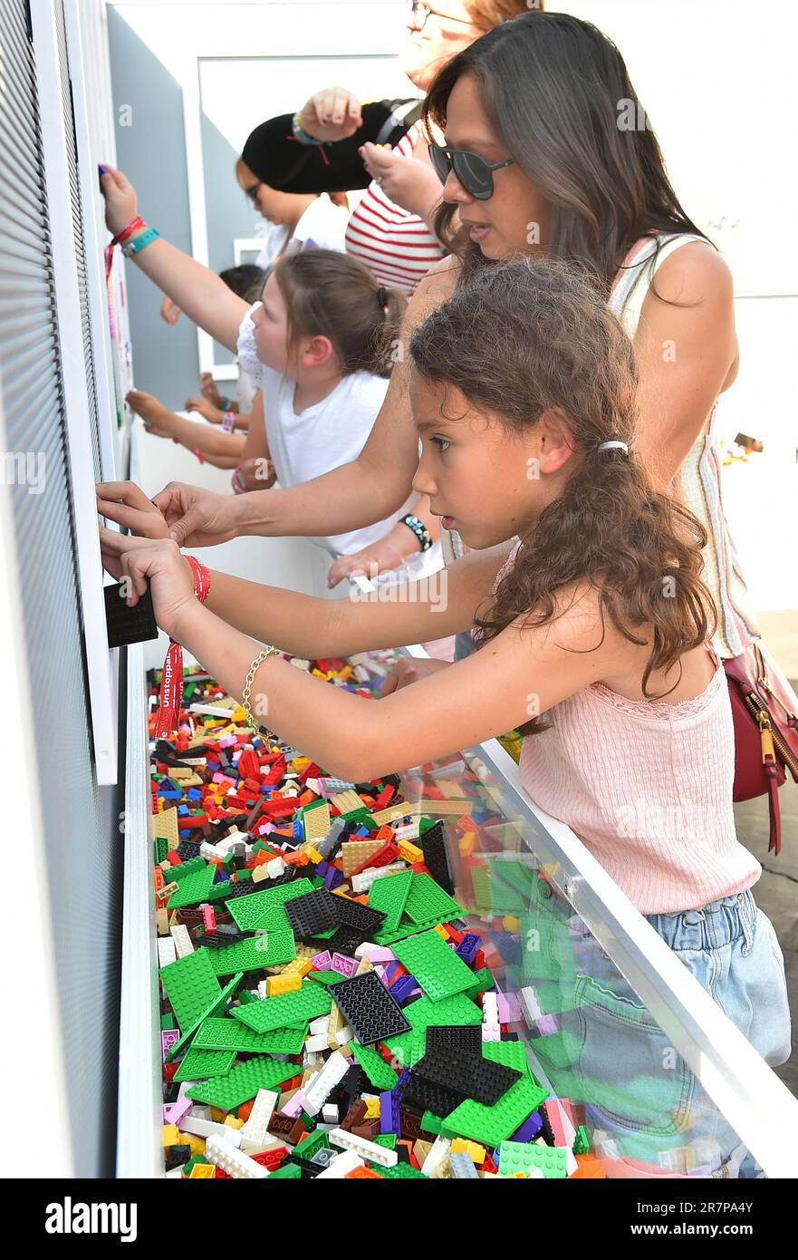 IMAGE DISTRIBUTED FOR THE LEGO GROUP - Girls and their families enjoy ...