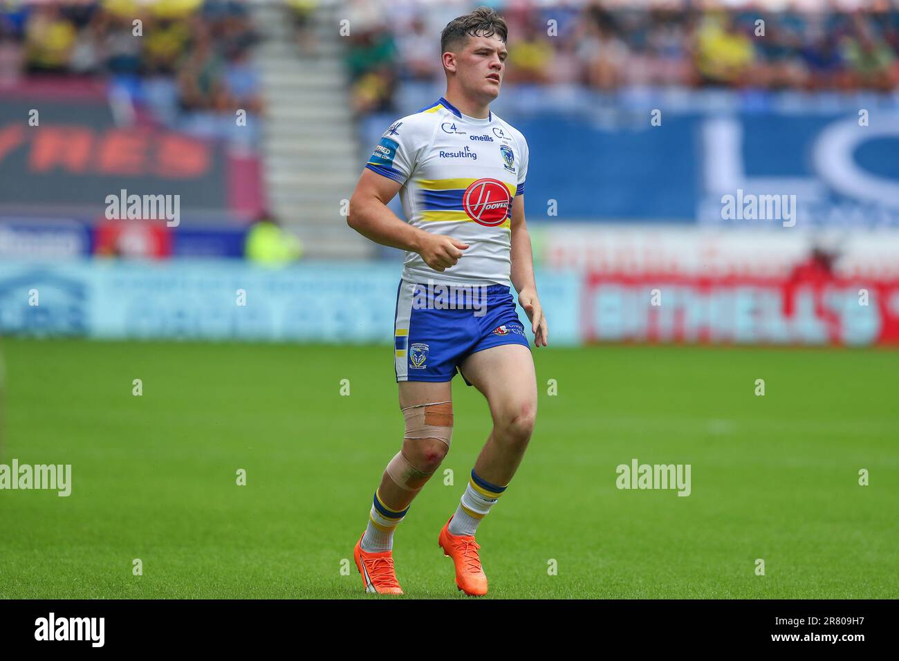 Josh Thewlis #2 de Warrington Wolves pendant le match quart-finale de ...