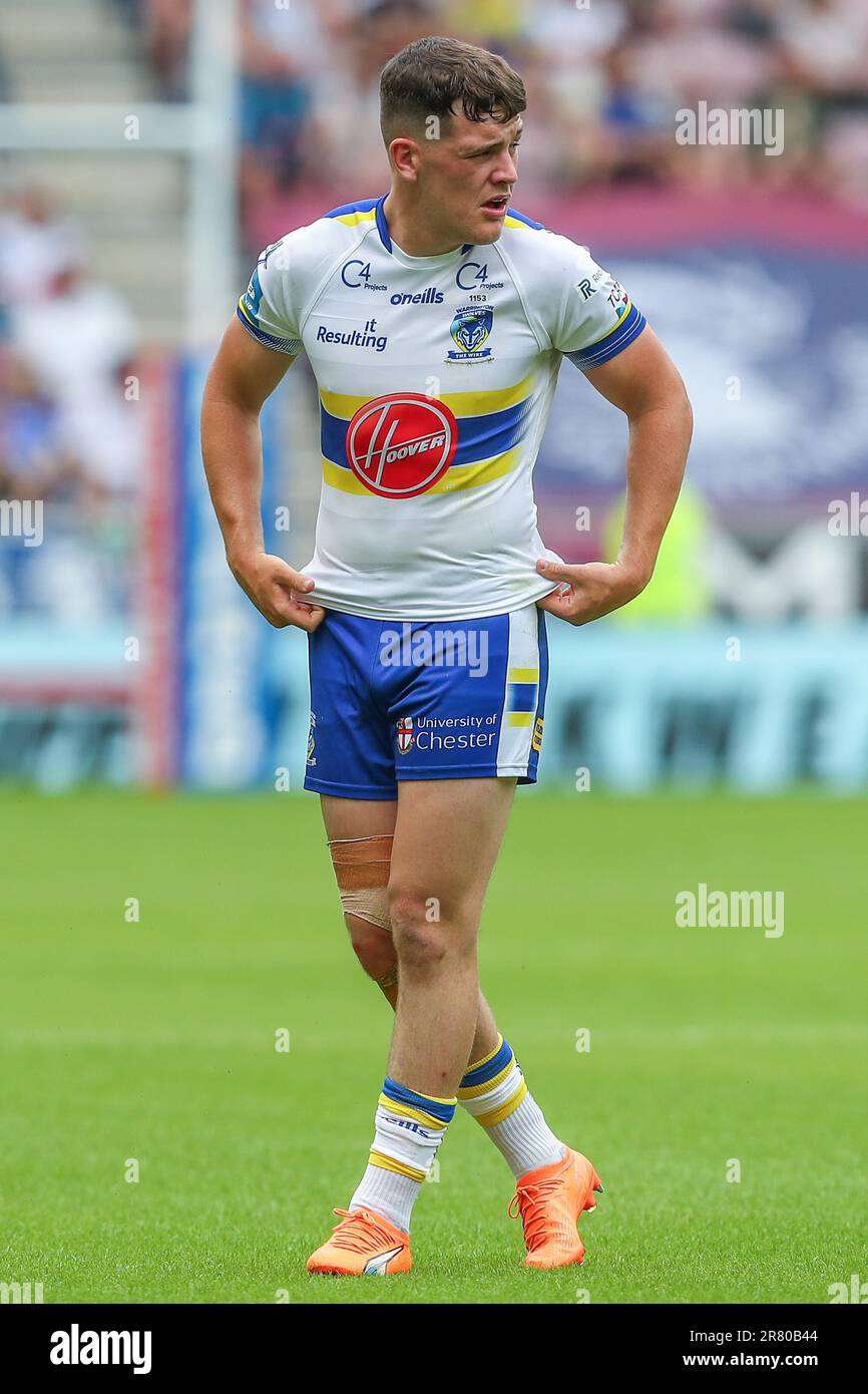 Josh Thewlis #2 de Warrington Wolves pendant le match quart-finale de ...