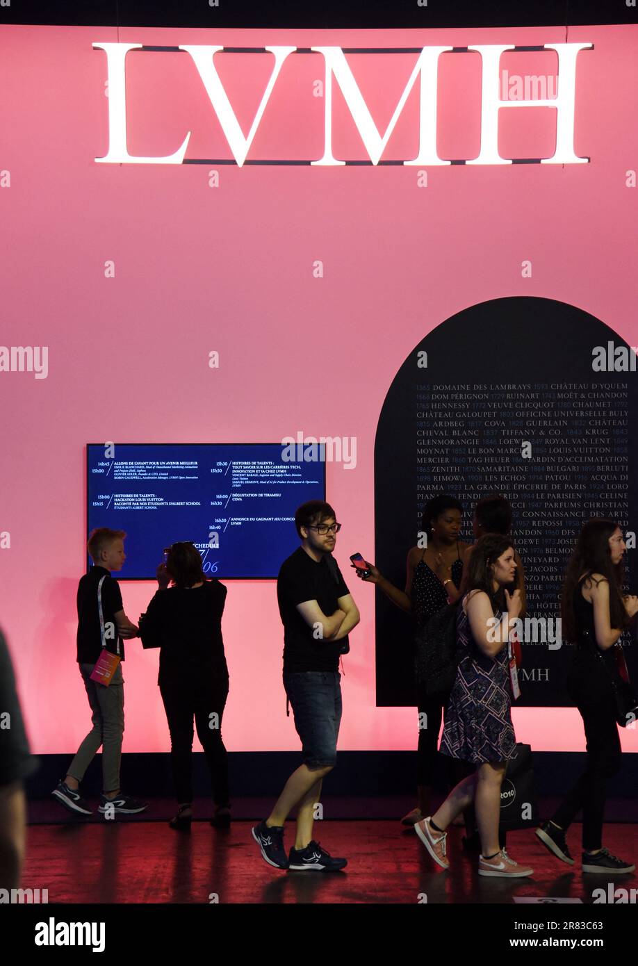 Logo lvmh Banque de photographies et d’images à haute résolution - Alamy