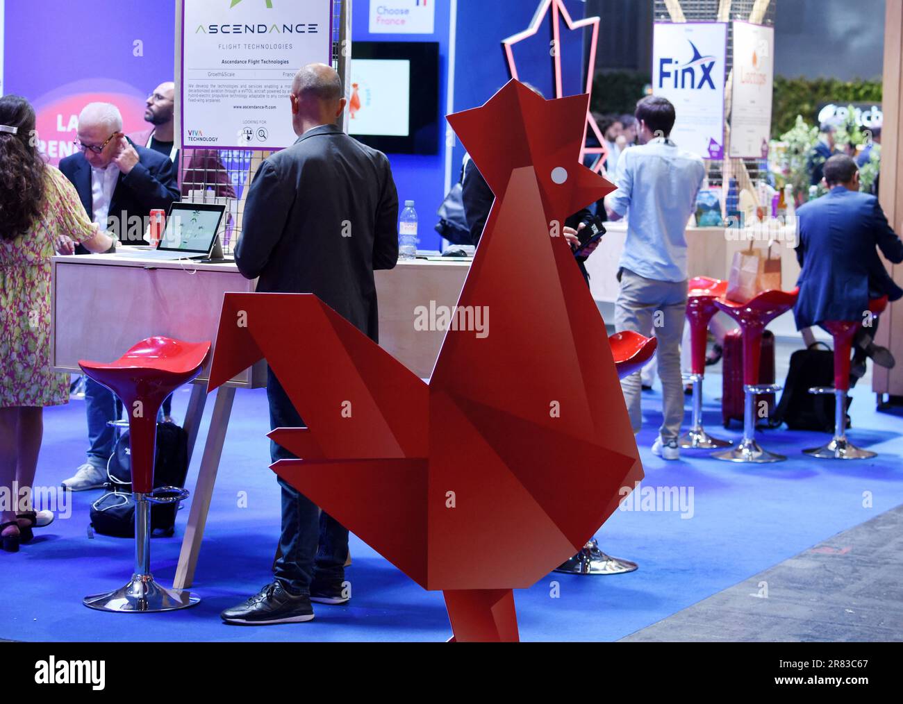 Logo vivatech Banque de photographies et d’images à haute résolution ...