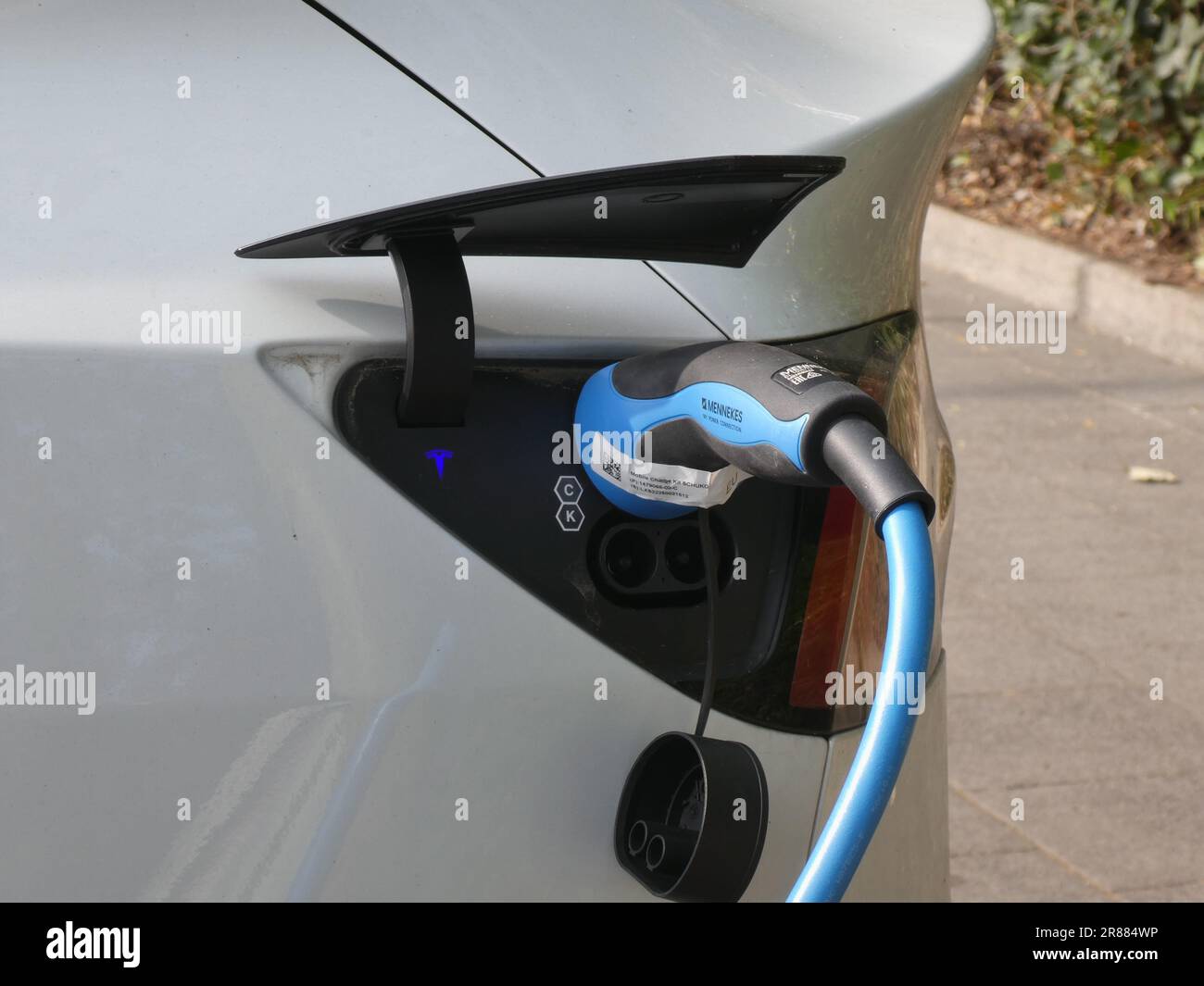 Cologne, Allemagne. 17th juin 2023. Une voiture électrique de la ...
