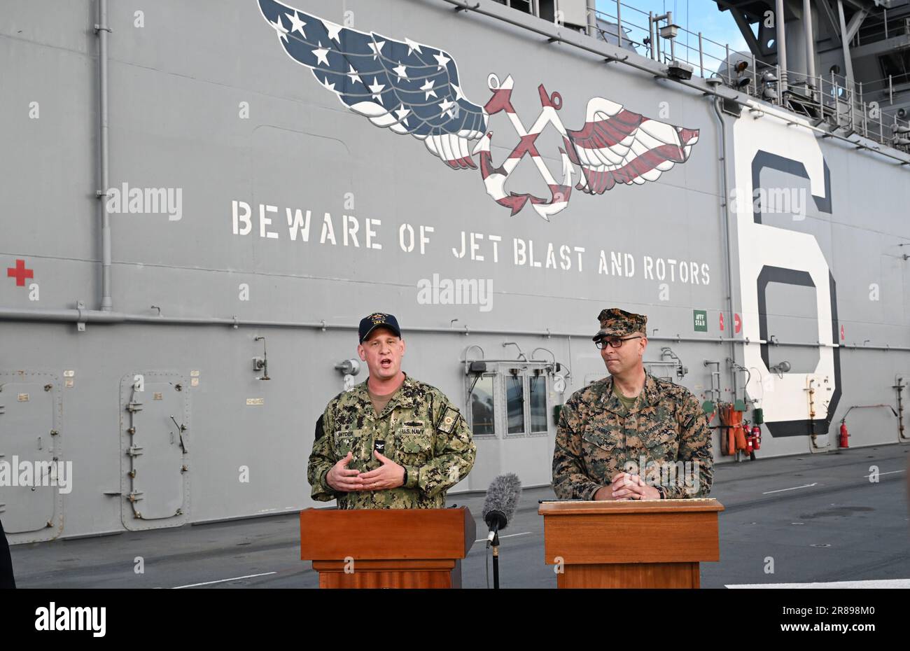 Brisbane, Australie. 20th juin 2023. Capitaine Shockey Snyder (à gauche ...