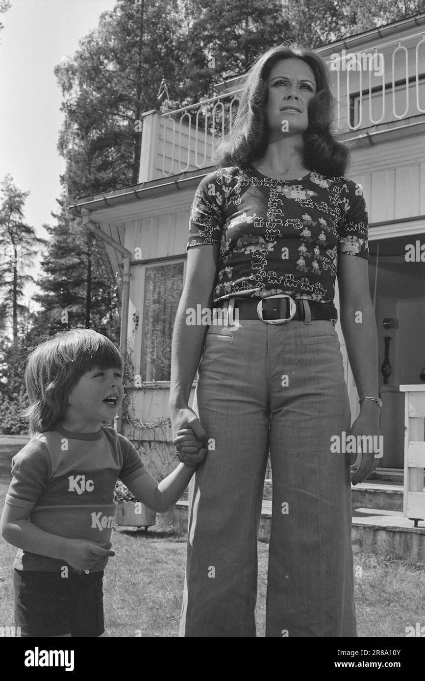 Courant 21 - 1974: Wenche à la maison Wenche Myhre - de la réussite ...