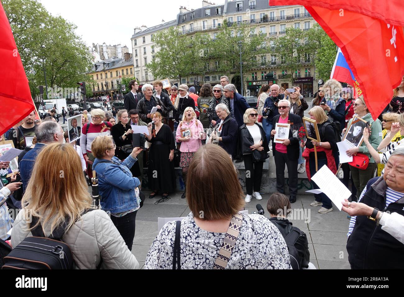 9 mai poutine Banque de photographies et d’images à haute résolution ...