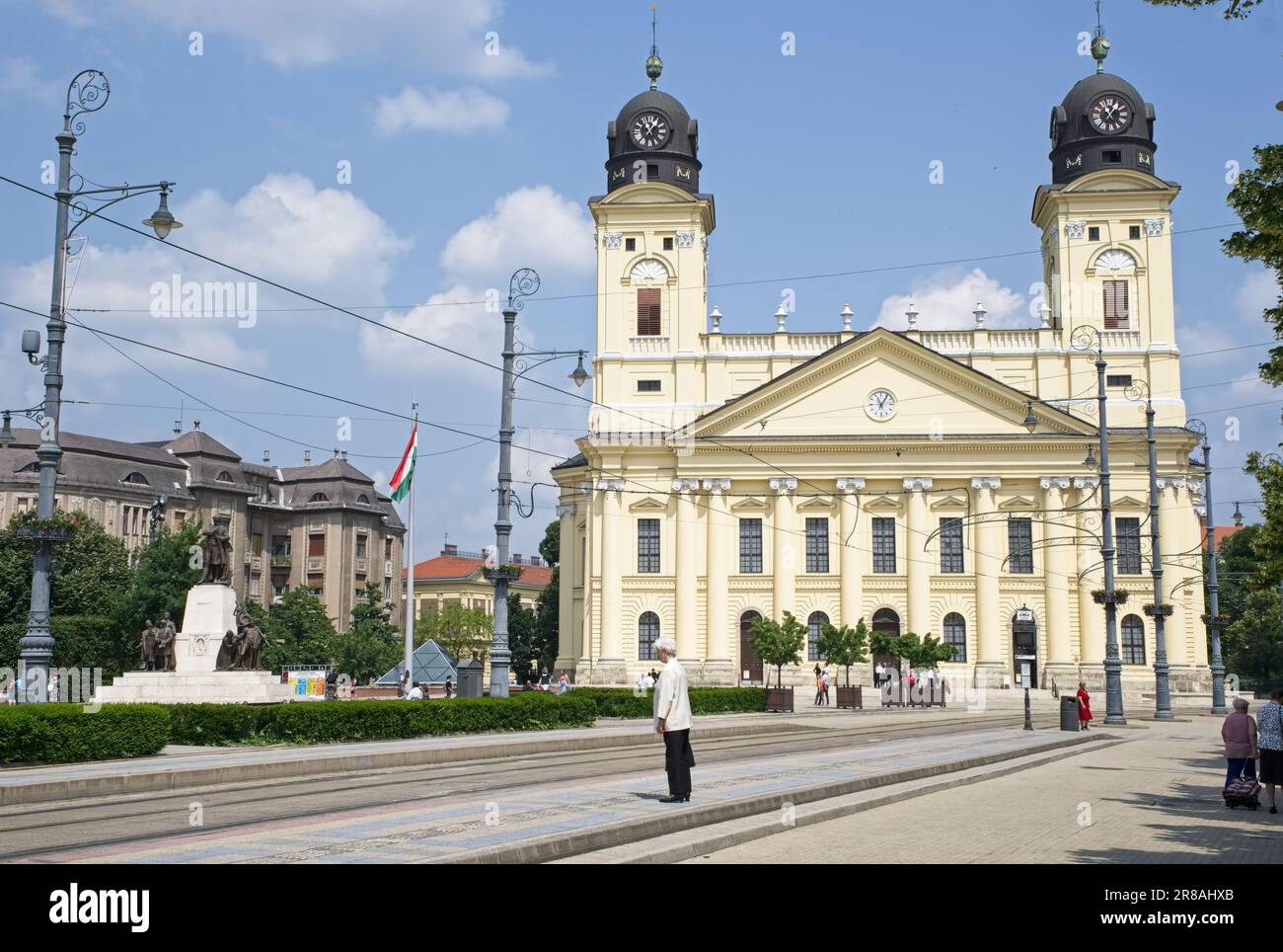 Debrecen, Hongrie - 18 juin 2023 : une promenade dans le centre de la ...