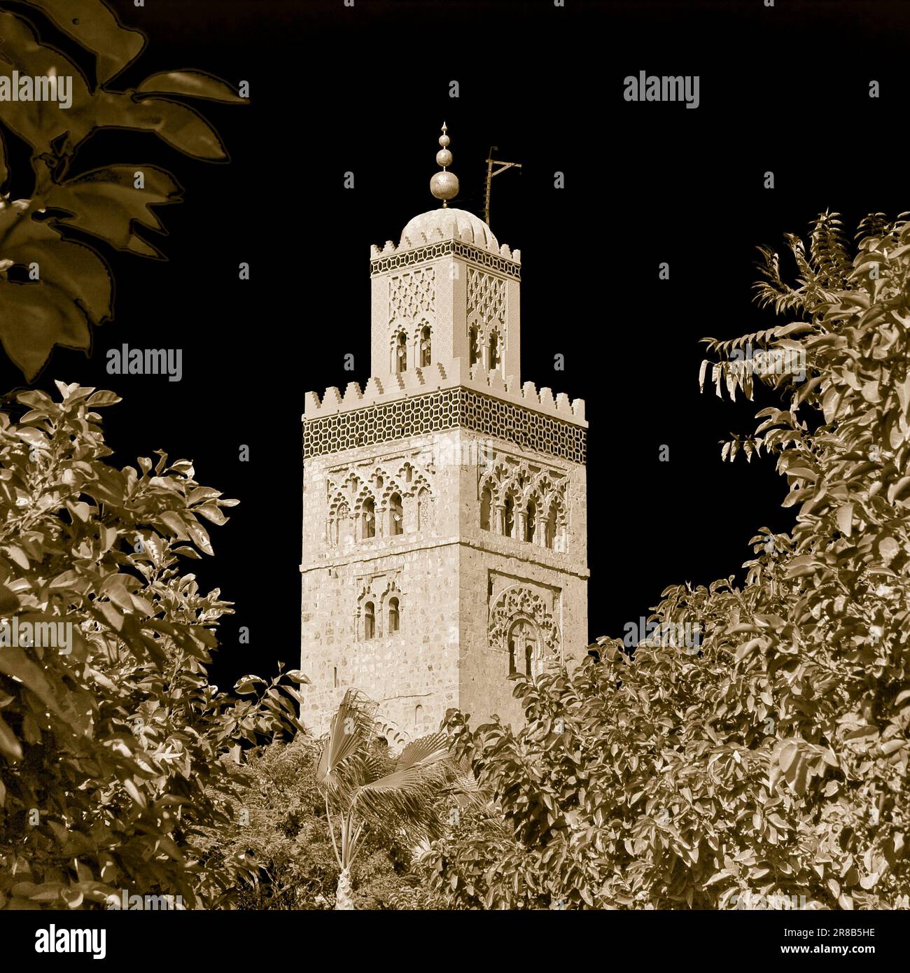 La plus importante mosquée de Marrakech appelée Kutubiyya ou Koutoubia ...