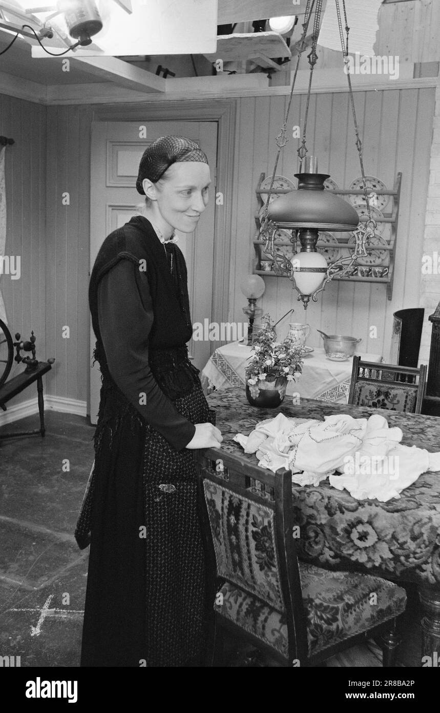 Réel 23 - 1 - 1974: Un film sur le film KidNorsk et EMI-Produksjon ont ...