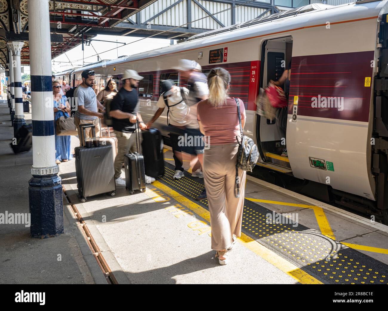 Coordination des quais de train Banque de photographies et d’images à ...