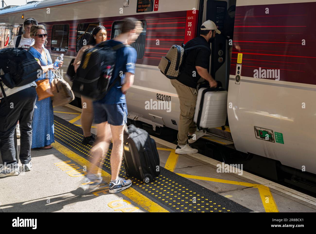 Coordination des quais de train Banque de photographies et d’images à ...