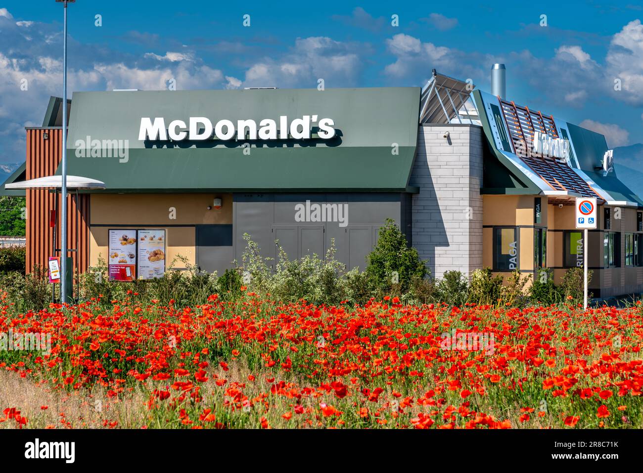 Poppies restaurant Banque de photographies et d’images à haute ...