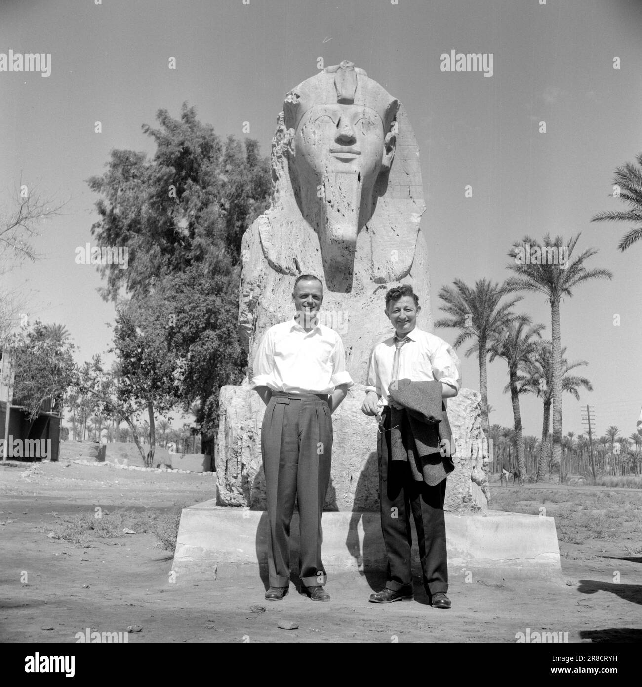 Courant 2-4-1960: Courte rencontre avec l'Égypte l'Égypte de Nasser est ...