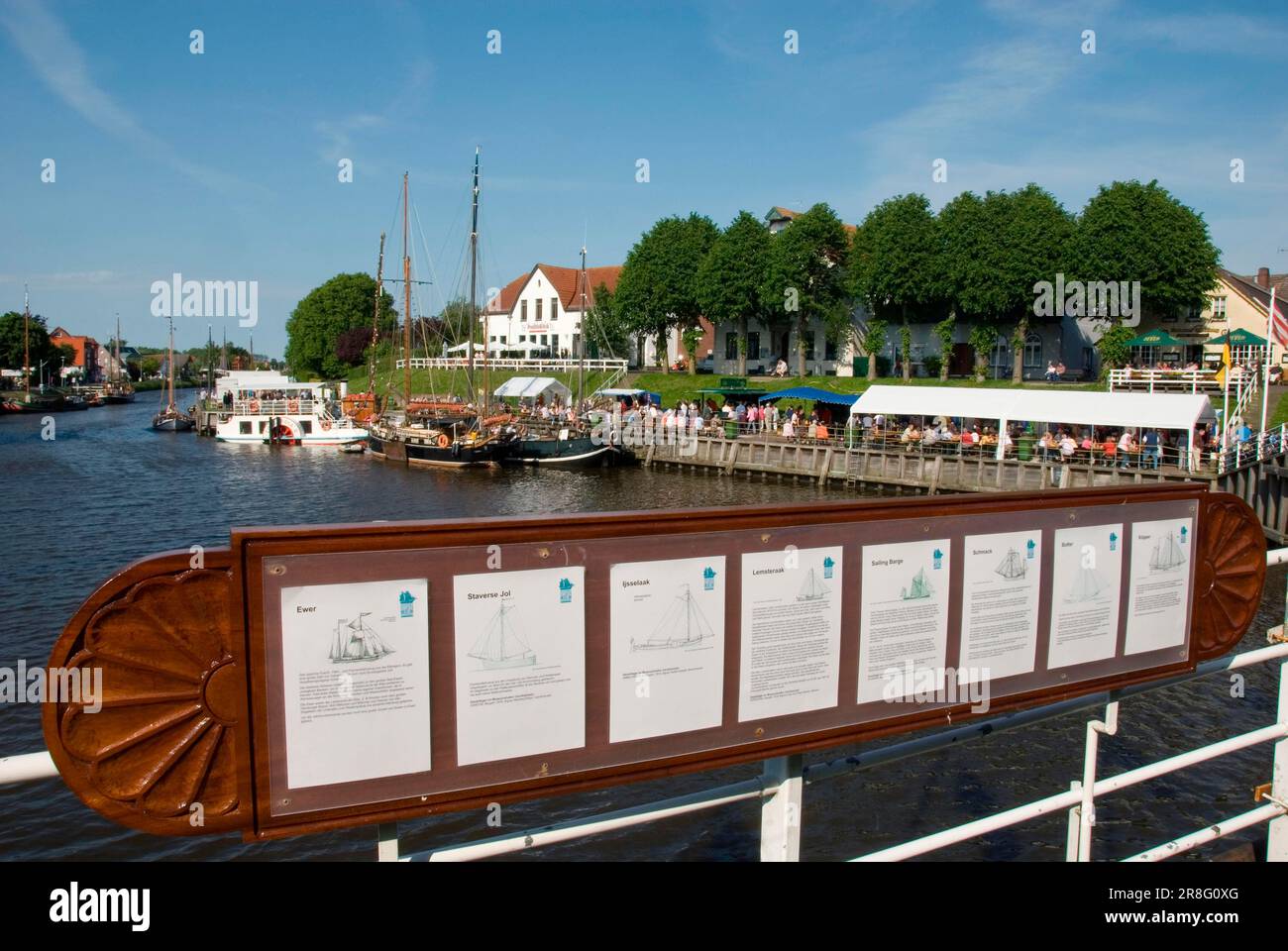 Les types de navires Banque de photographies et d’images à haute résolution - Alamy